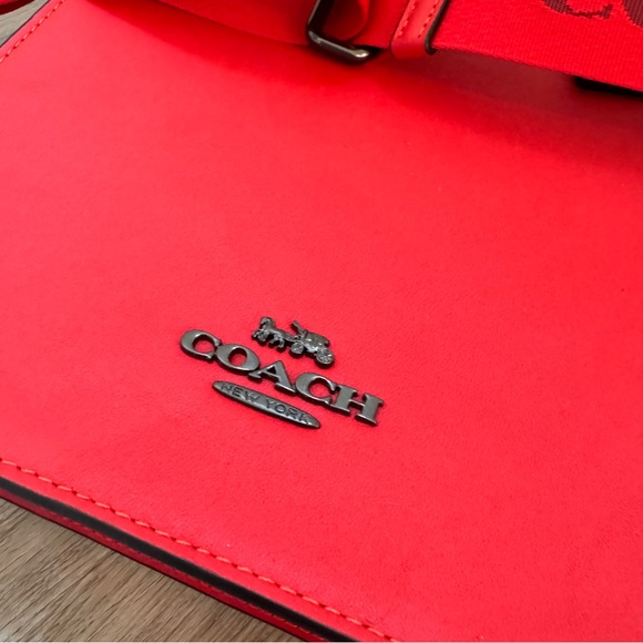 Coach | Bags | Coach Dylan Tote Bag In Colorblock Signature Canvas Cp50 ...